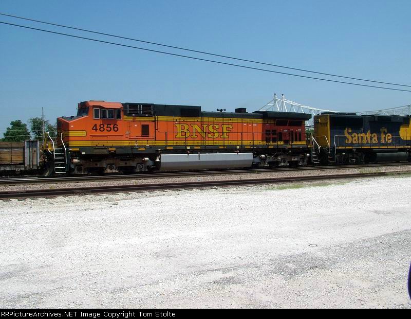 BNSF 4856